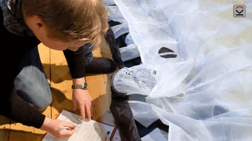 - KONTEST Gleitschirm Service Center für Deinen Gleitschirmcheck ...